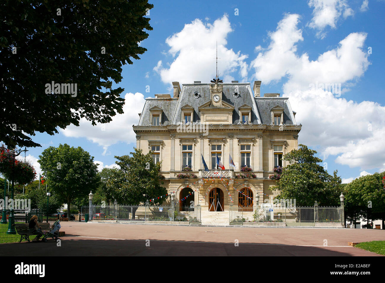 Nogent sur marne france hi-res stock photography and images - Alamy
