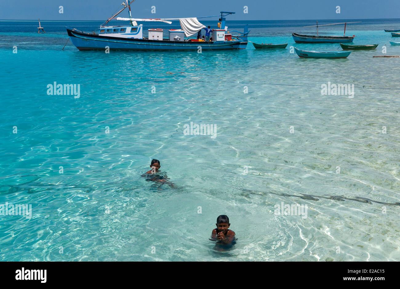 Maldives Local People High Resolution Stock Photography and Images - Alamy