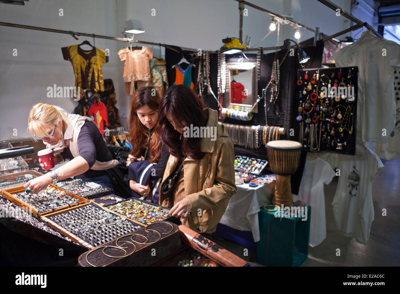 Backyard market hi-res stock photography and images - Alamy