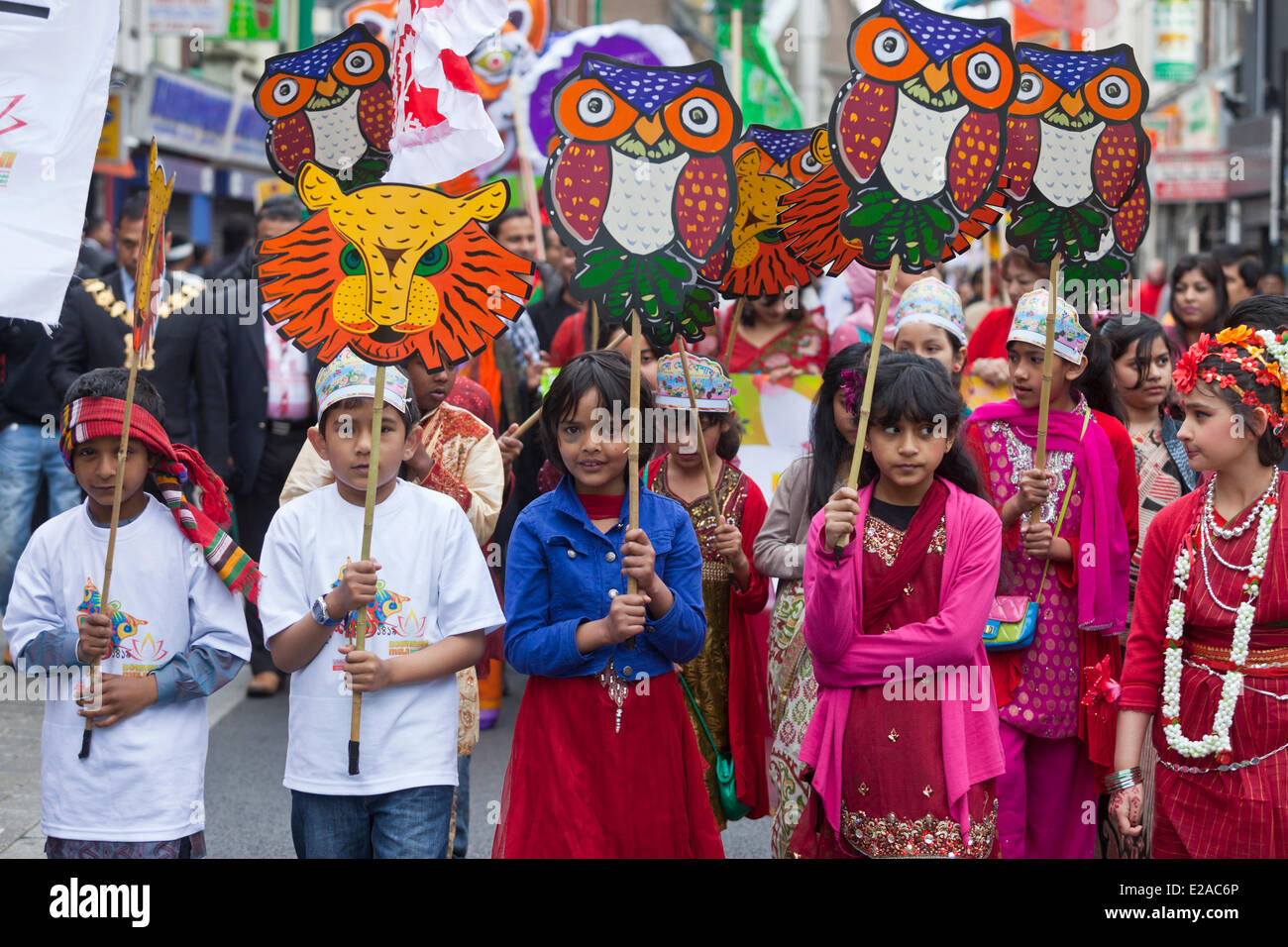 United Kingdown, London, East End district, Brick Lane, Indian festival ...