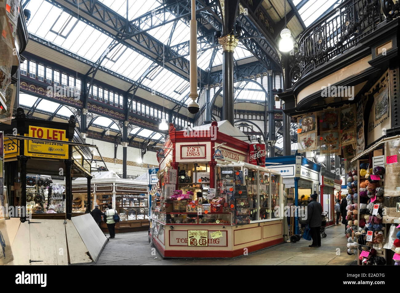 United Kingdom, Yorkshire, Leeds, downtown, one of the halls of Leeds ...