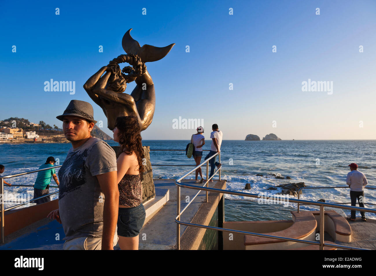 Mexico, Sinaloa state, Mazatlan, statue along the Malecon (waterfront ...