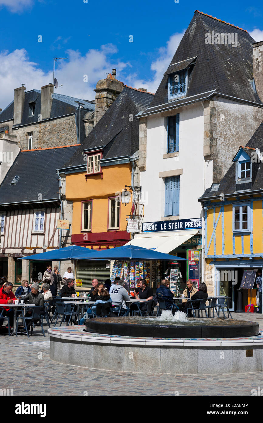 Quimper hi-res stock photography and images - Alamy