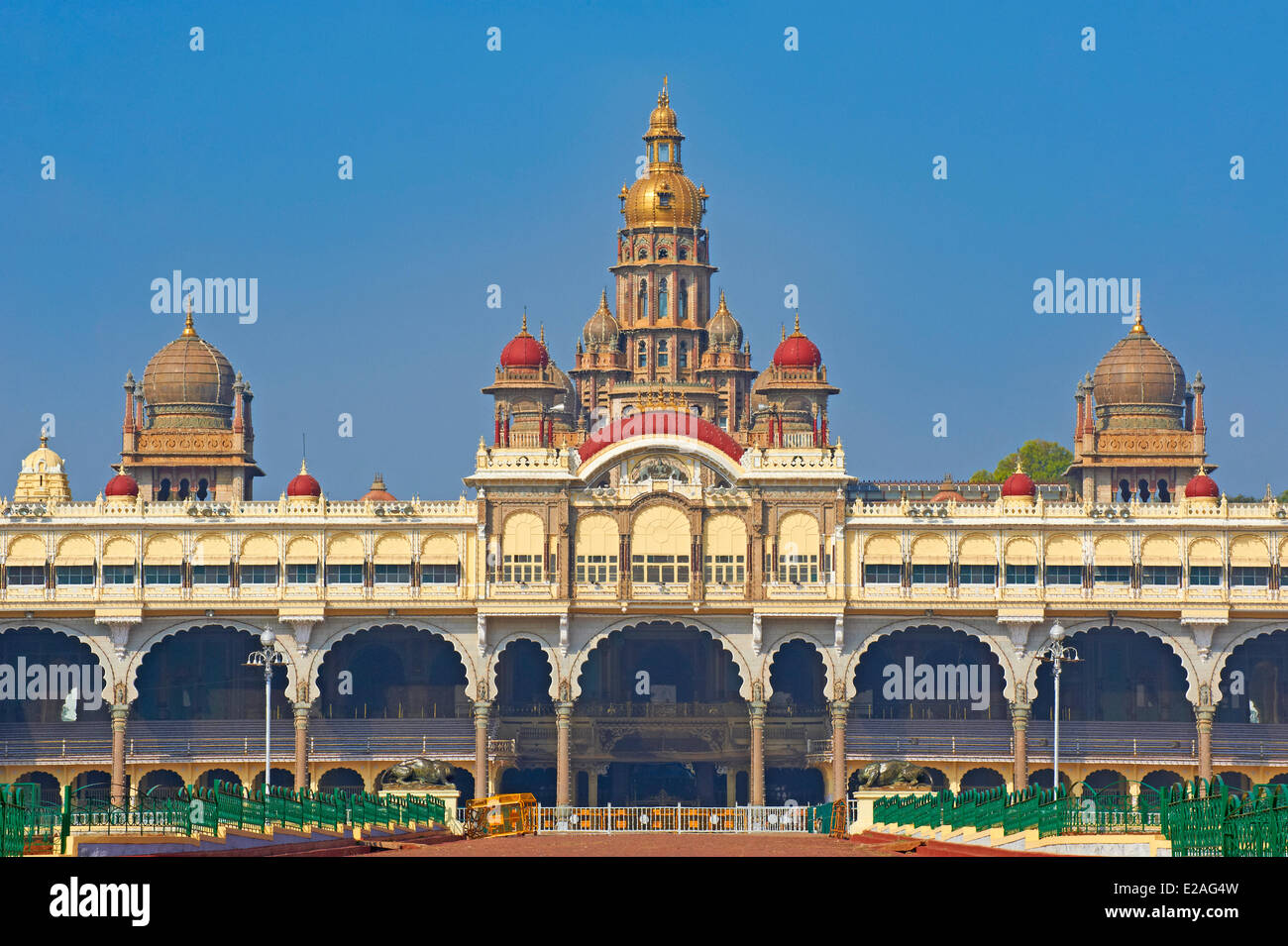 India, Karnataka state, Mysore, Maharaja palace Stock Photo - Alamy