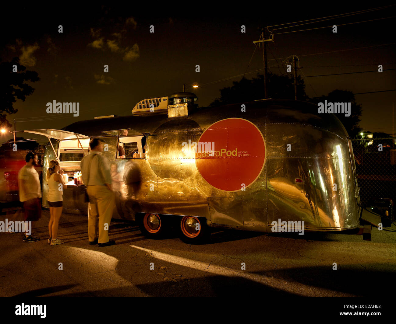 Food truck sign board hi-res stock photography and images - Alamy