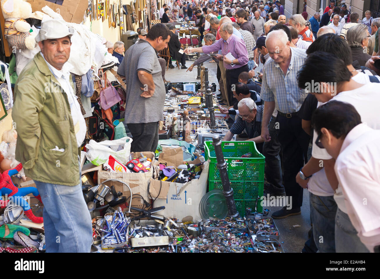 El rastro flea market hi-res stock photography and images - Alamy