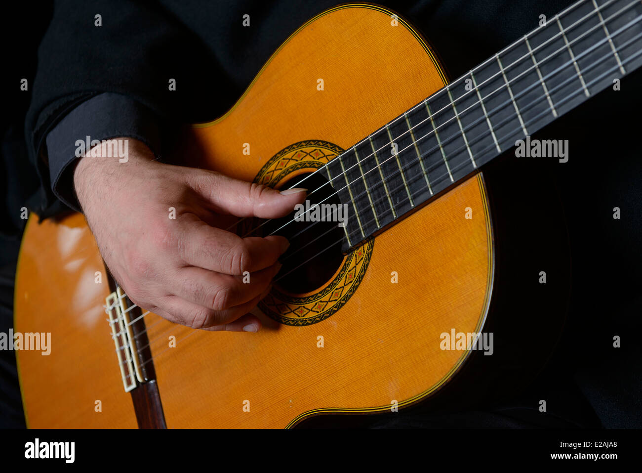 Guitar acoustic close up hi-res stock photography and images - Alamy