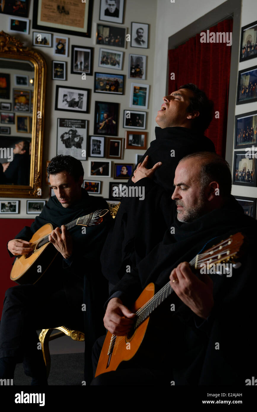 Fado singing in Portugal Stock Photo - Alamy