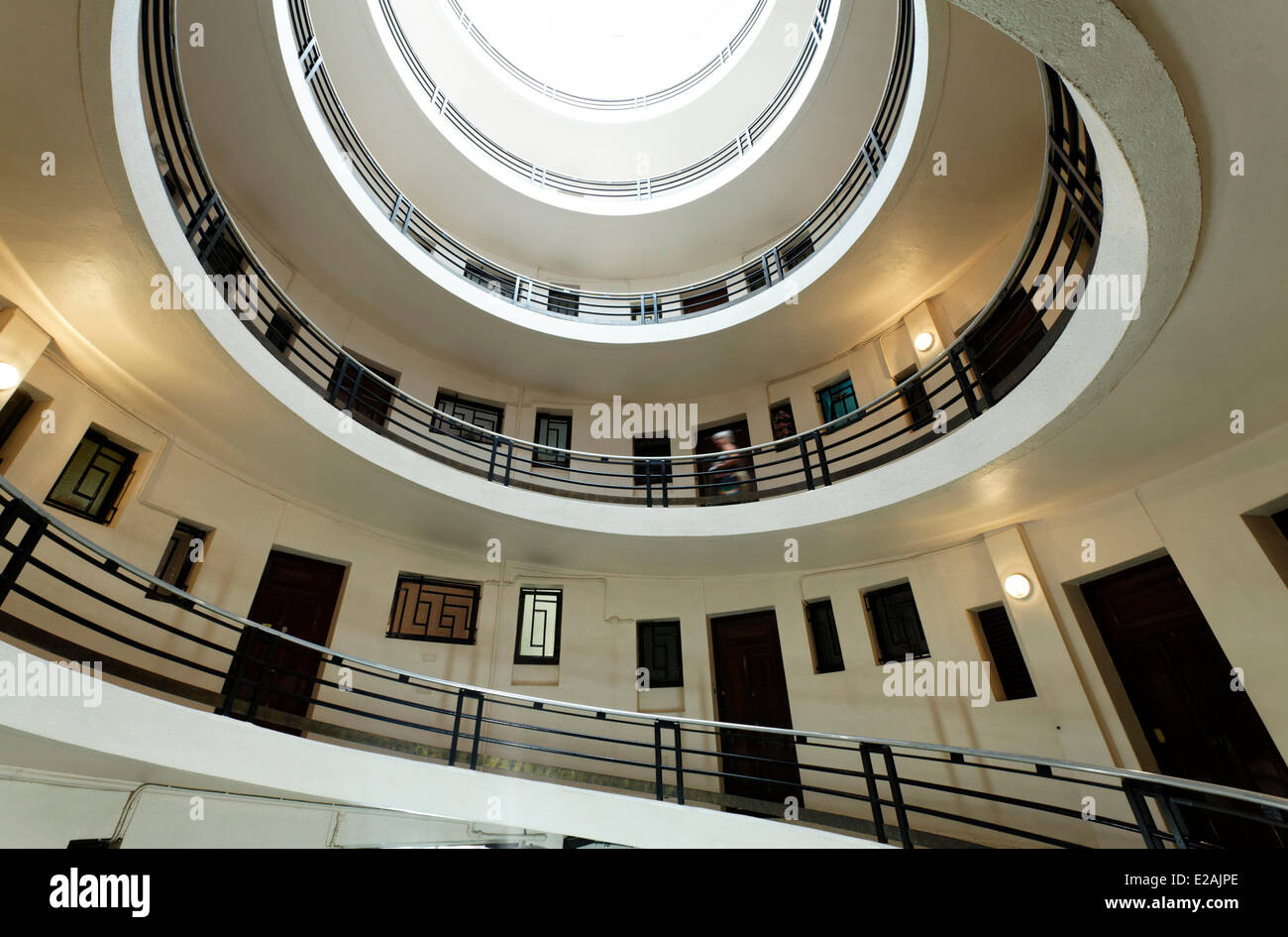 Identical buildings hi-res stock photography and images - Alamy