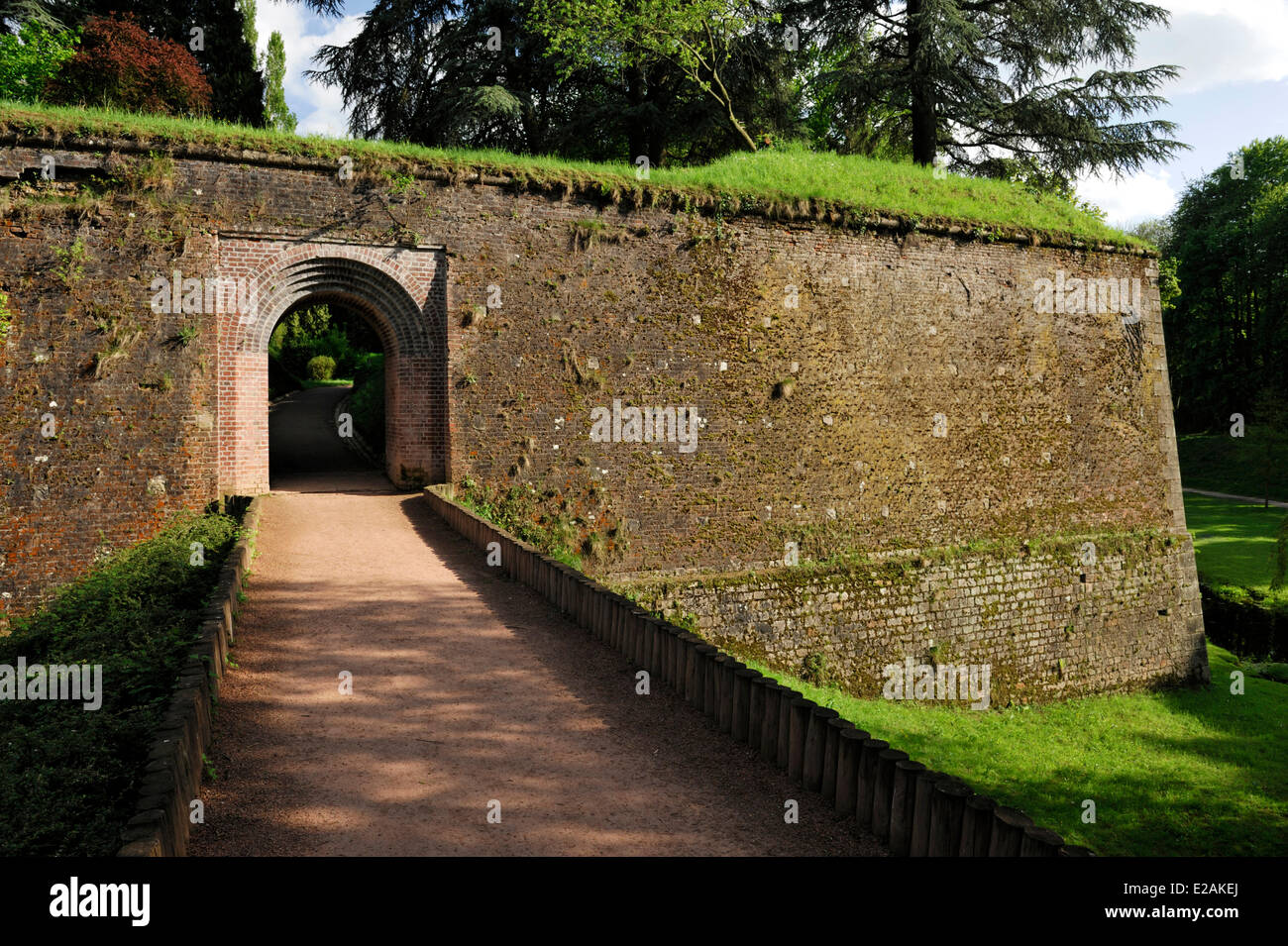 Le quesnoy hi-res stock photography and images - Alamy