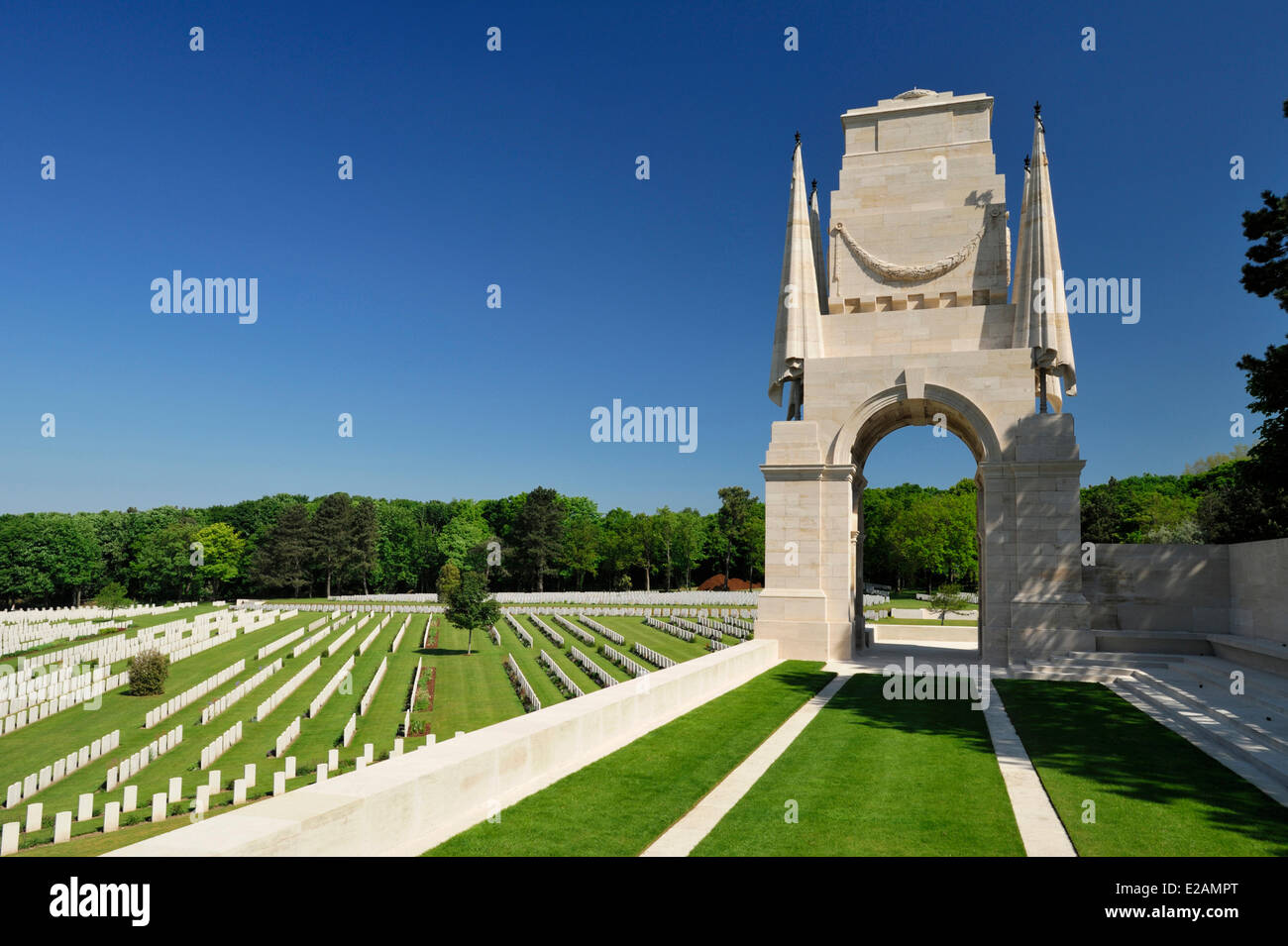 France, Pas de Calais, Etaples, british military cemetery from World ...