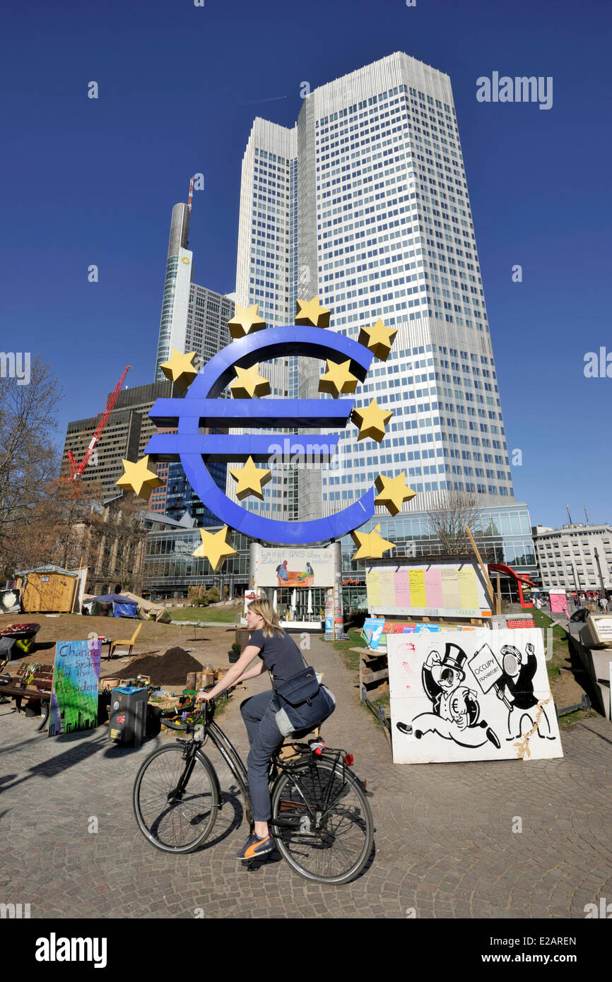 Sign Outside Main Building High Resolution Stock Photography and Images ...