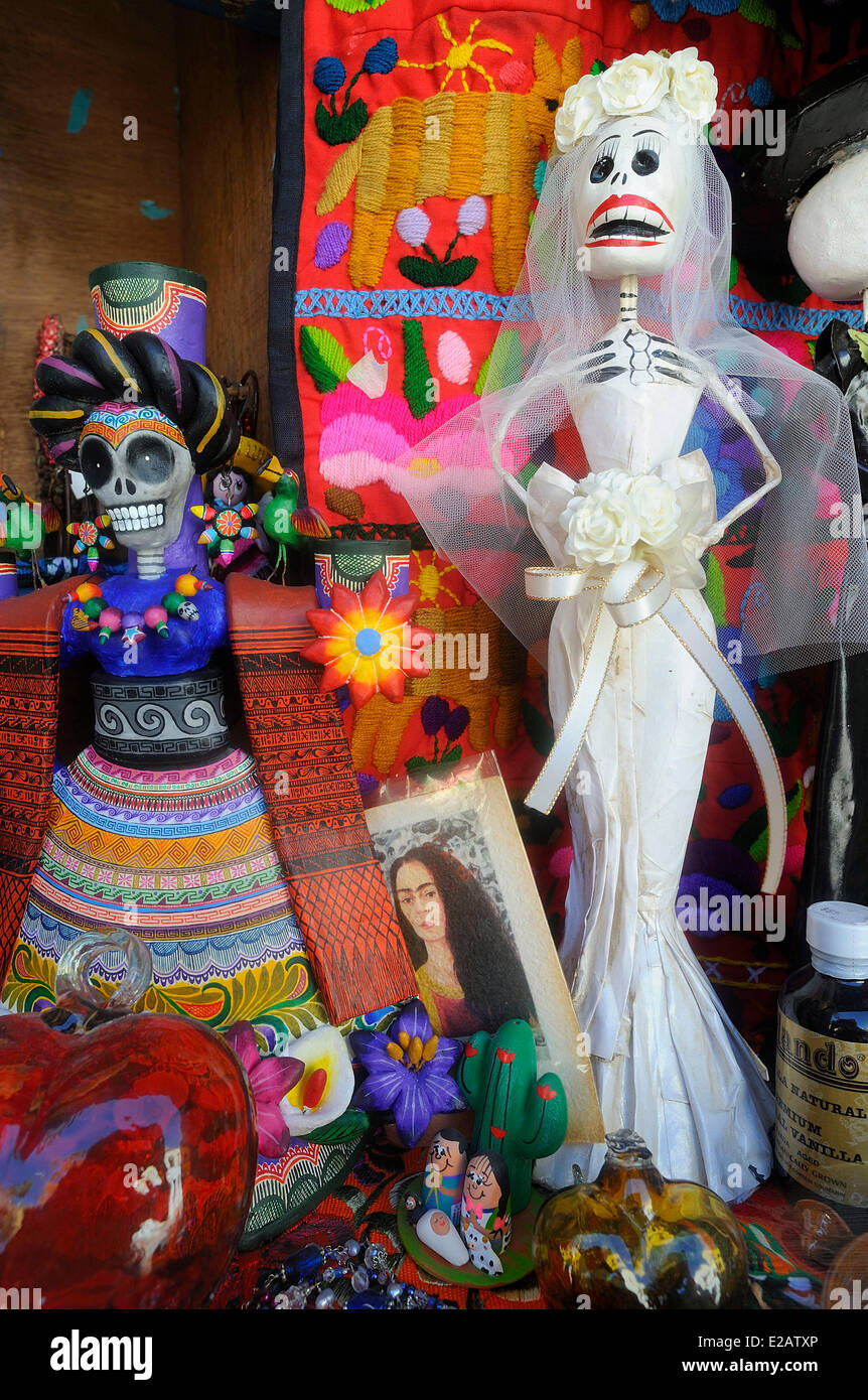Mexico, Baja California Sur State, San Jose del Cabo, Crafts shop ...
