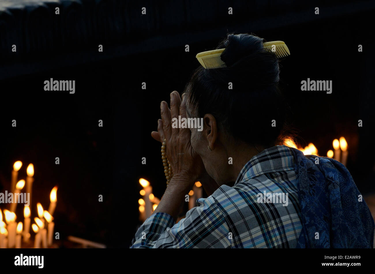 Myanmar (Burma), Mon State, Kyaik Hti Yo, the Golden Rock, third holy ...