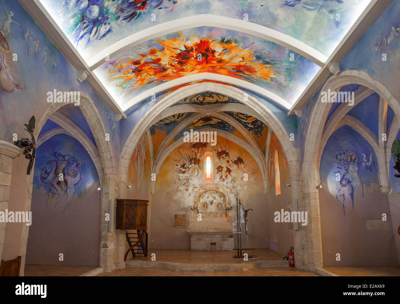 France, Tarn, Castelnau de Levis, Carla church, frescoes by Casimir ...