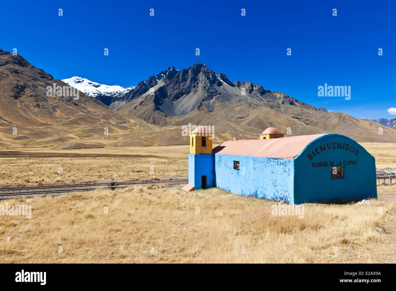 Peru, Puno Province, landscape of the Altiplano, La Raya Pass (4338m ...