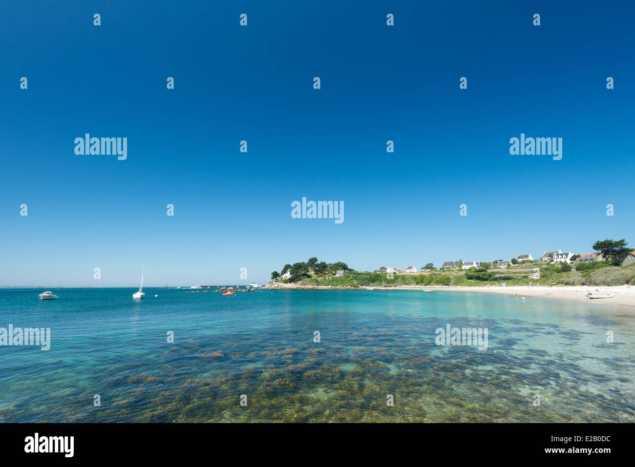 France, Finistere, Ile de Batz, South beach on Batz island Stock Photo ...