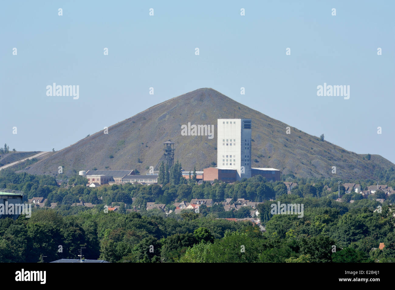 11 19 pit twin slag heaps hi-res stock photography and images - Alamy