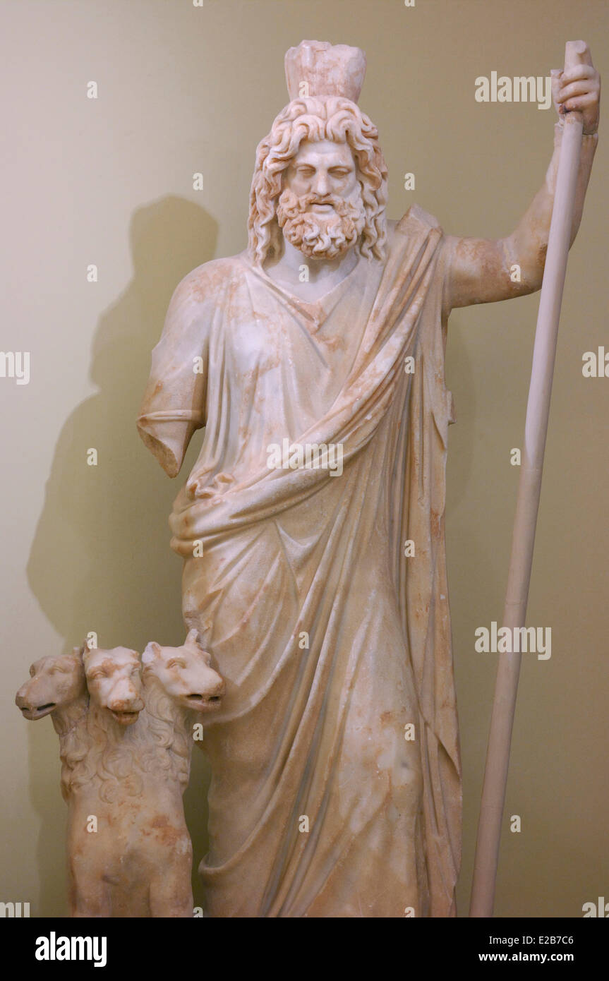 Greece, Crete, Heraklion, archaeological museum, statue of Zeus Stock ...