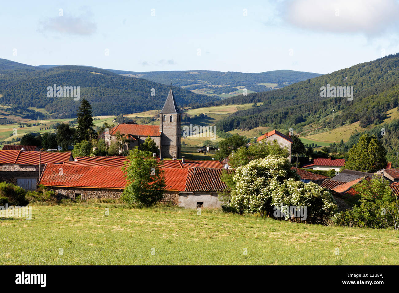 France haute loire gevaudan mountains hi-res stock photography and ...
