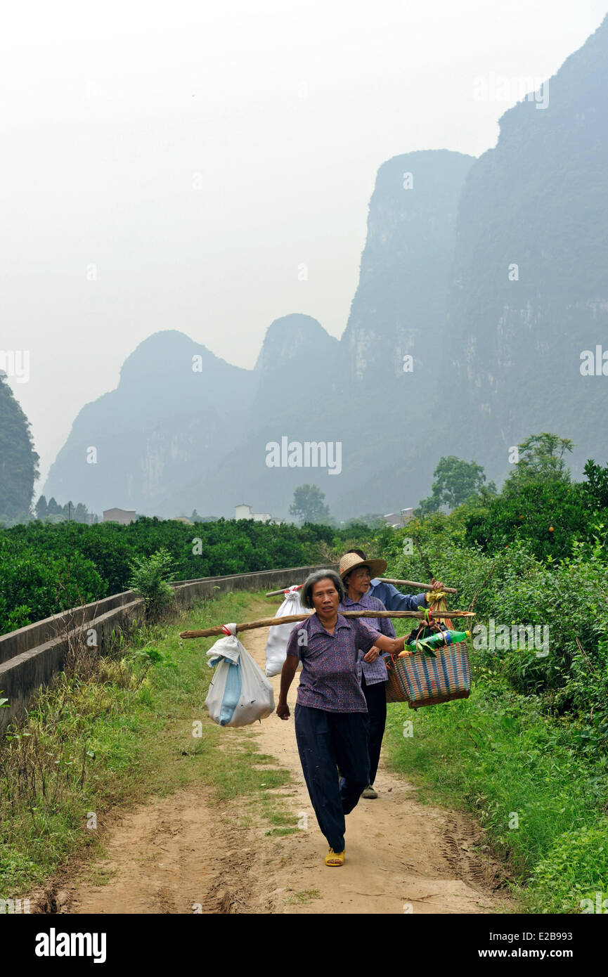 China, Guangxi province, Guilin region, Karst mountain landscape around ...