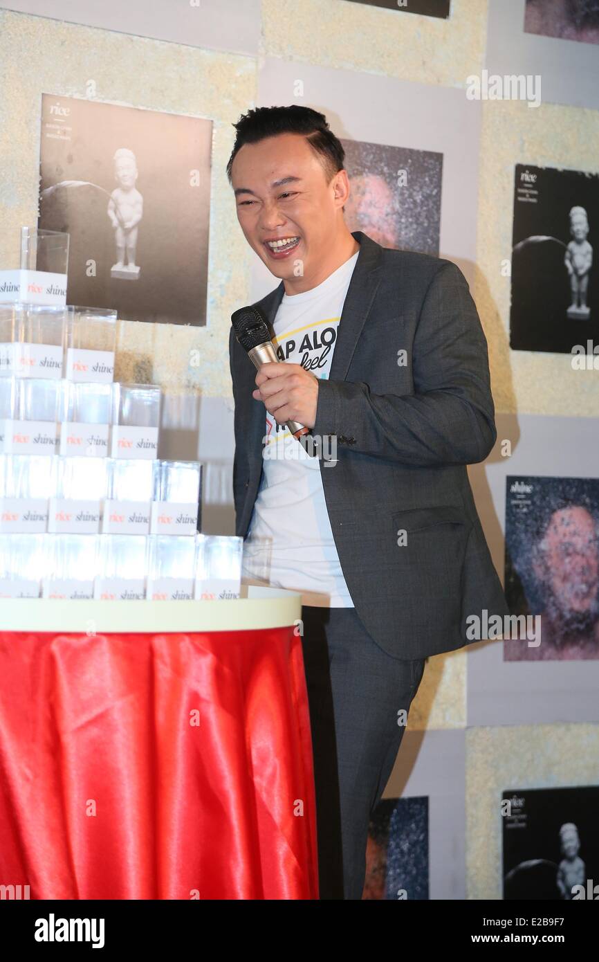 Taipei, China. 17th June, 2014. Singer Eason Chan promotes his new ...