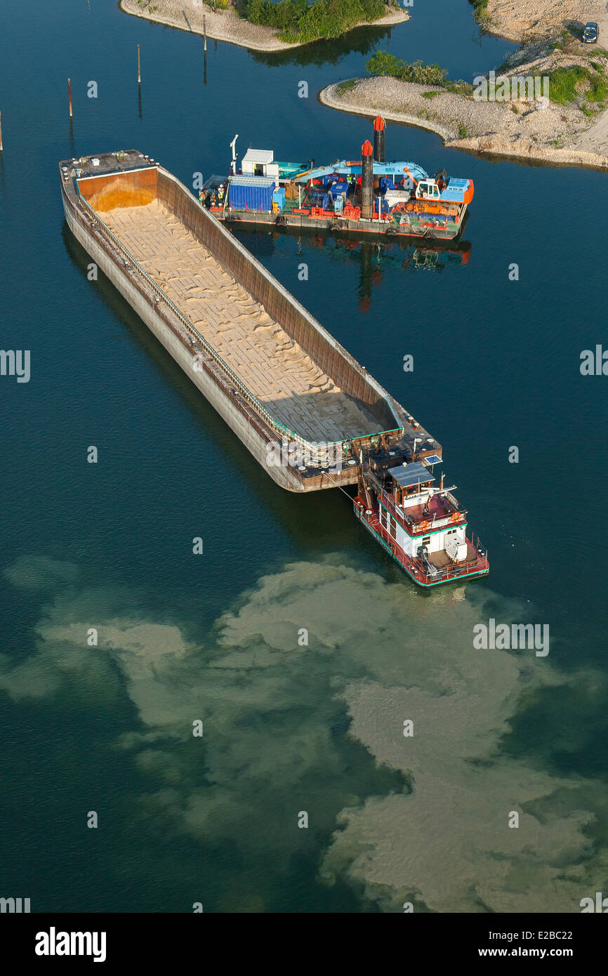 France, Eure, Venables, maneuvering to moor a drag (aerial view Stock ...