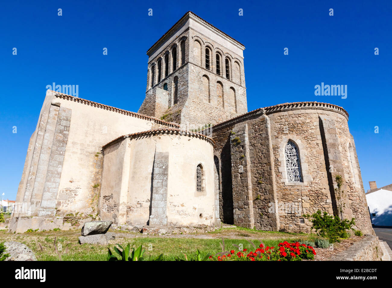 Sauveur hi-res stock photography and images - Alamy