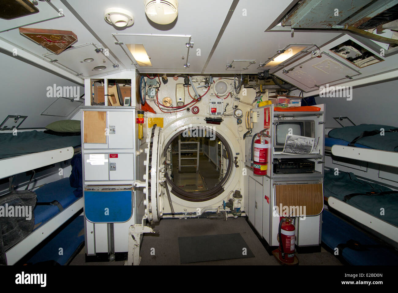 HMAS Ovens junior rates mess. Through the hatch, the forward torpedo ...