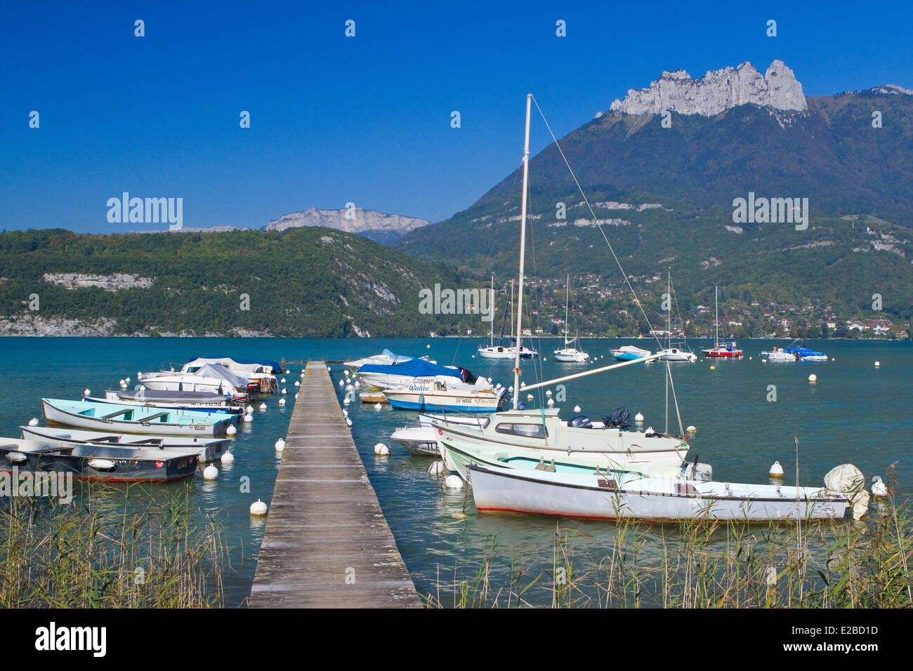 France, Haute Savoie, Duingt, Lake Annecy, Talloires in the background ...