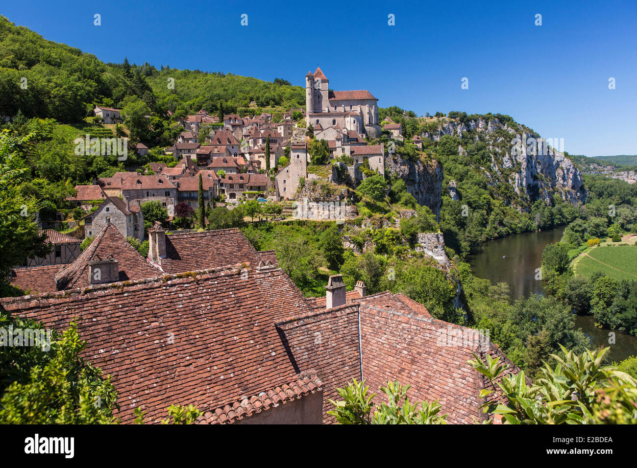 France, Lot, Saint Cirq Lapopie, labelled Les Plus Beaux Villages de ...