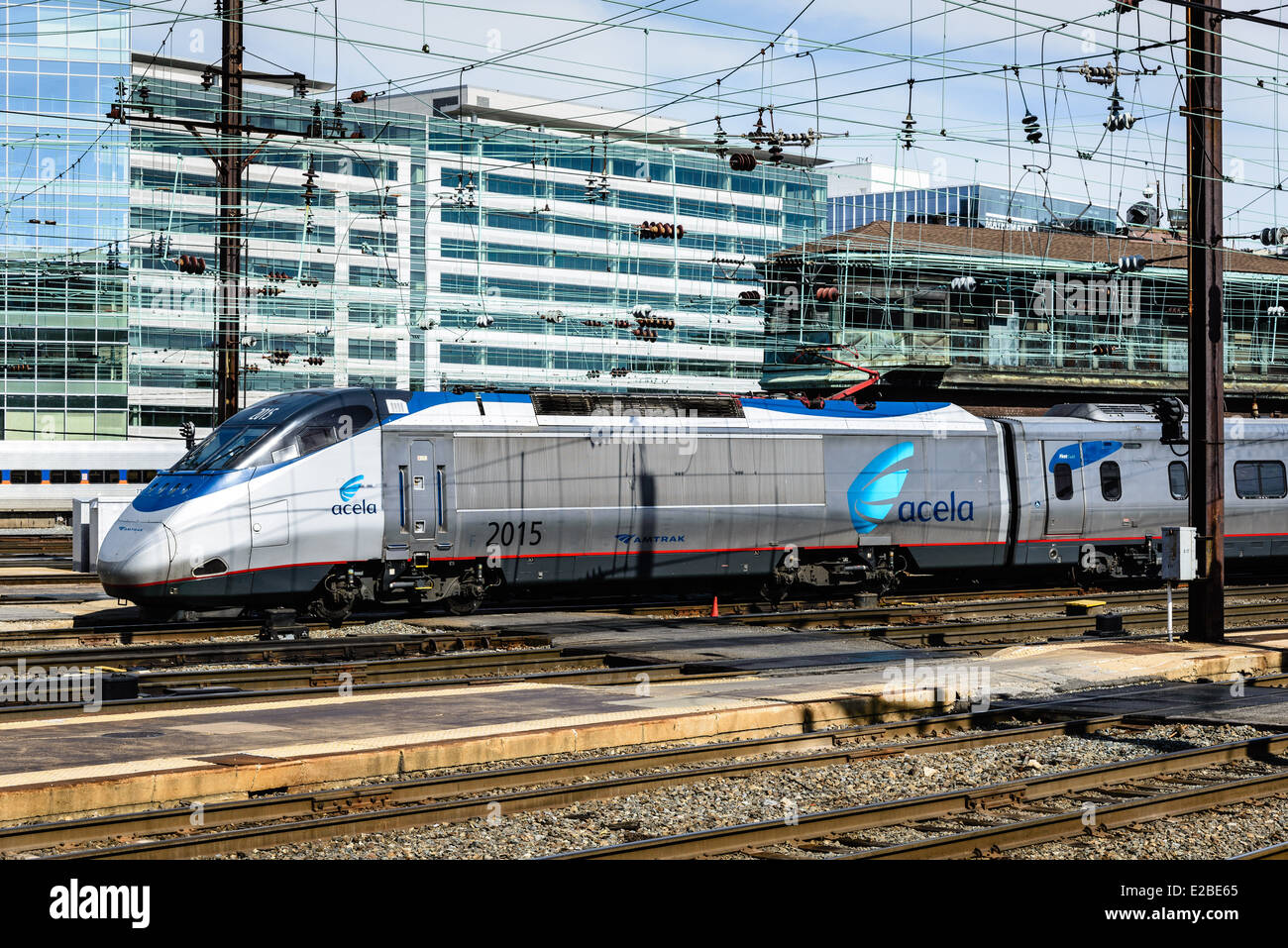 Amtrak acela express train hi-res stock photography and images - Alamy