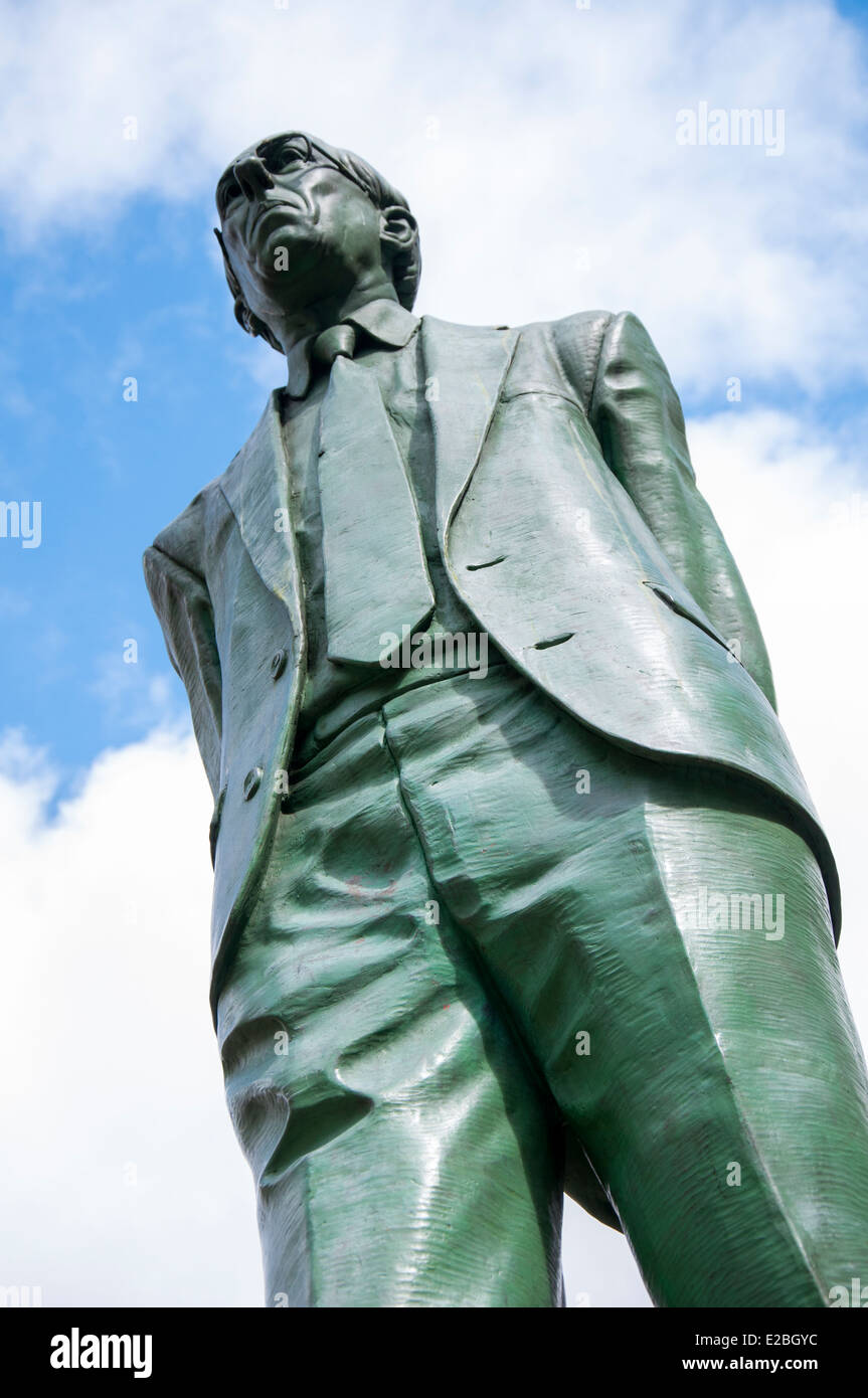 Donald Dewar Statue in front of the Royal Concert Hall in Glasgow ...