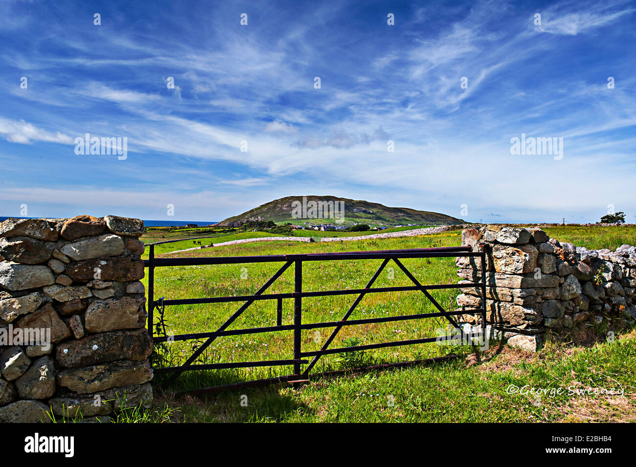 Leenan Head from Clomany Road, Inishowen Peninsula, County Donegal ...