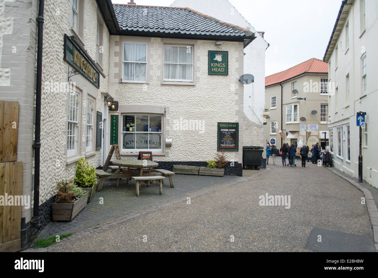 Cromer pub hi-res stock photography and images - Alamy