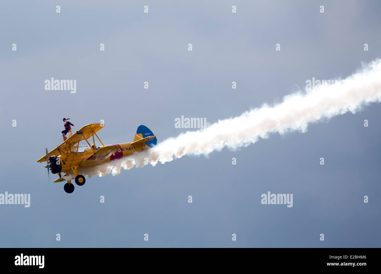 Wing walking hi-res stock photography and images - Alamy
