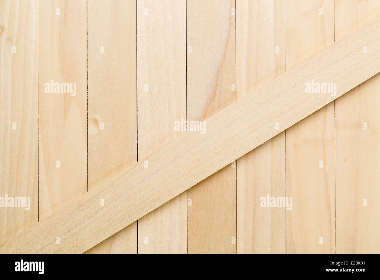 unfinished poplar wood texture - vertical and diagonal narrow planks ...
