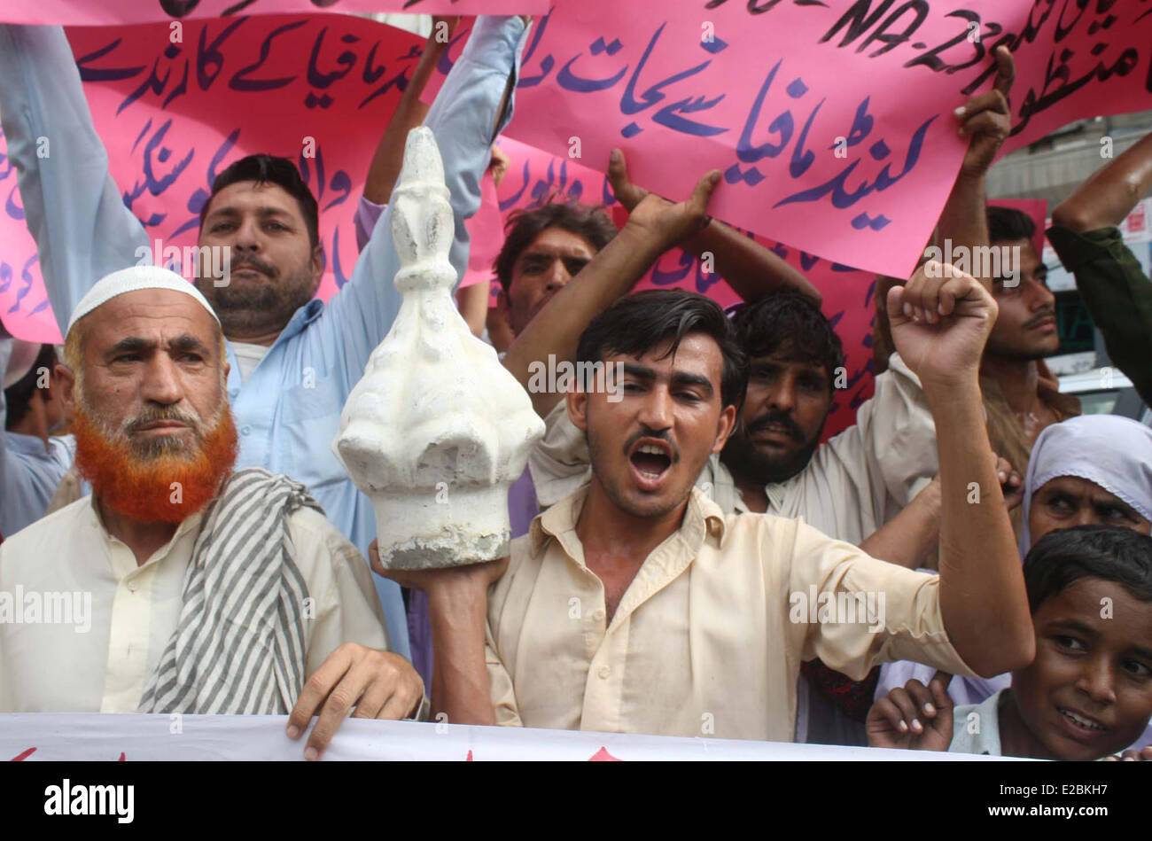 Residents of Baldia Colony are chanting slogans against land mafia who ...