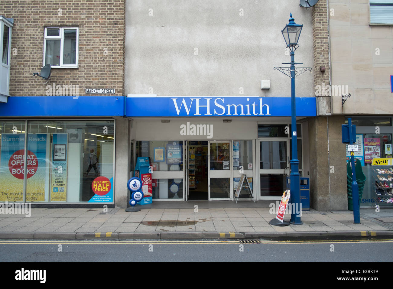 Wh smiths store hi-res stock photography and images - Alamy