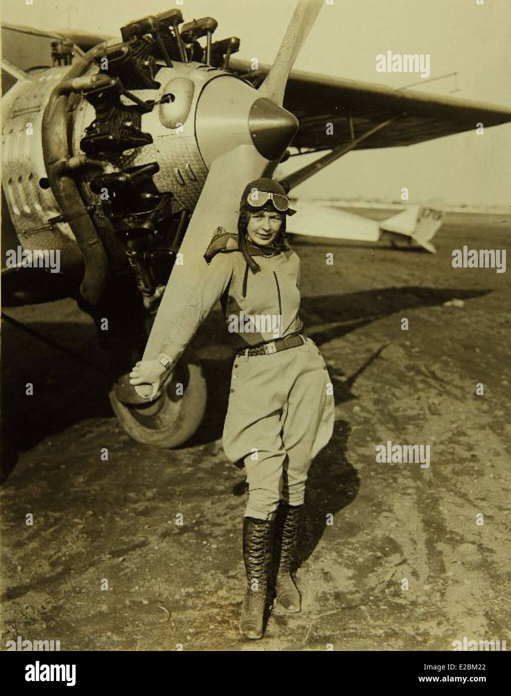 This photo shows Elinor Smith flying a Bellanca aircraft. A renowned ...