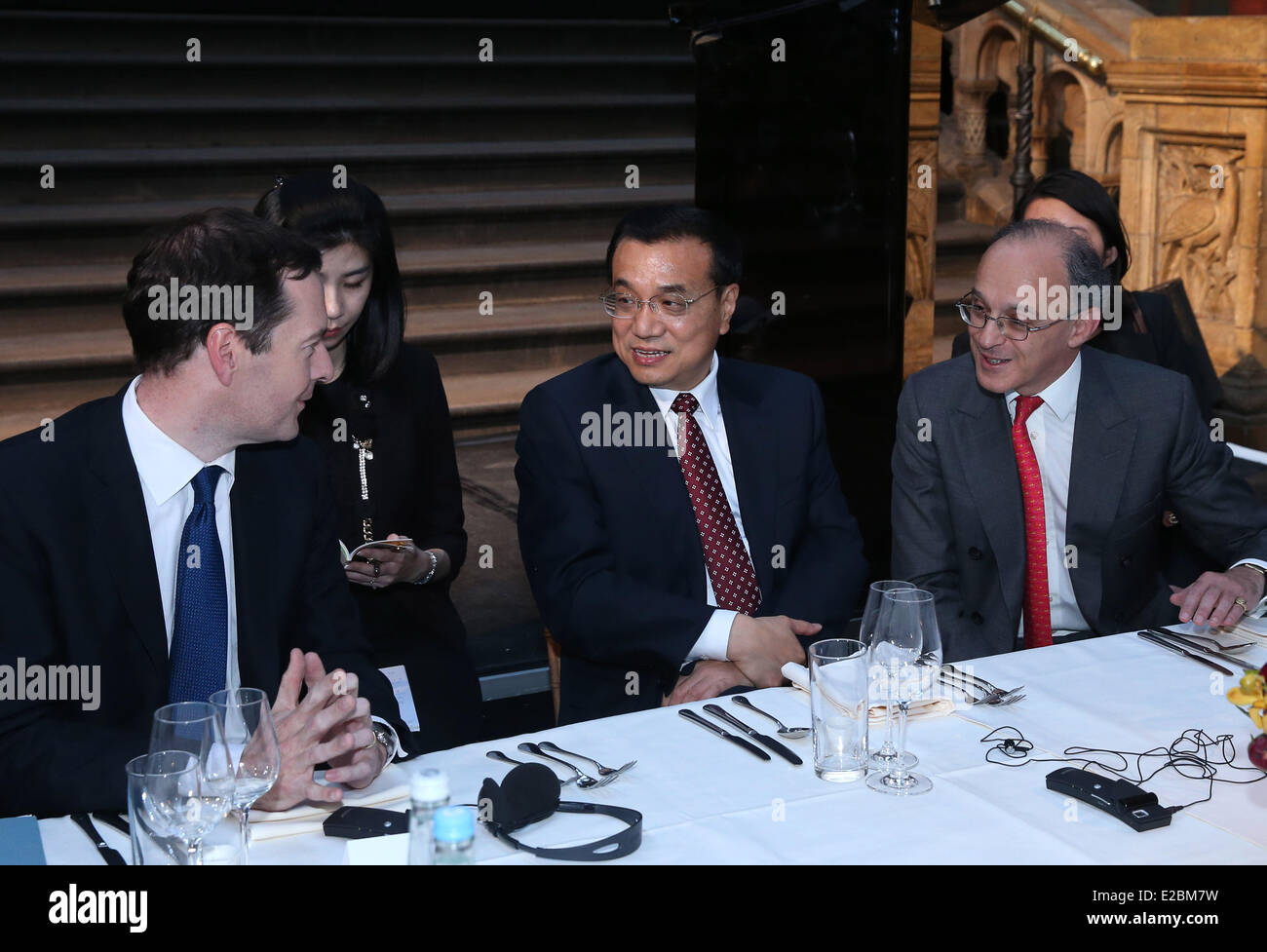 Chinese welcome uk hi-res stock photography and images - Alamy