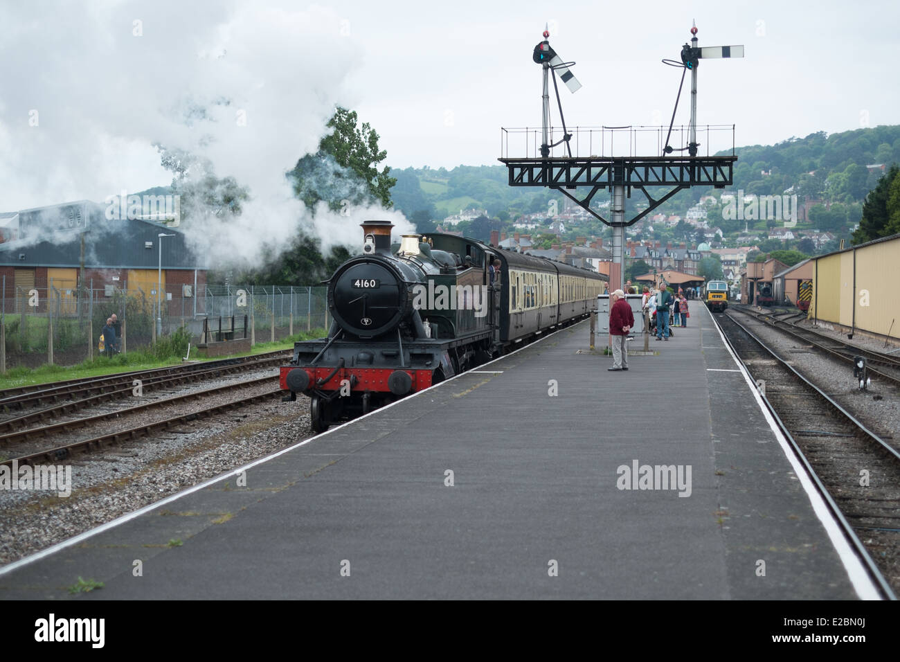 Gwr prairie tank steam locomotive hi-res stock photography and images ...