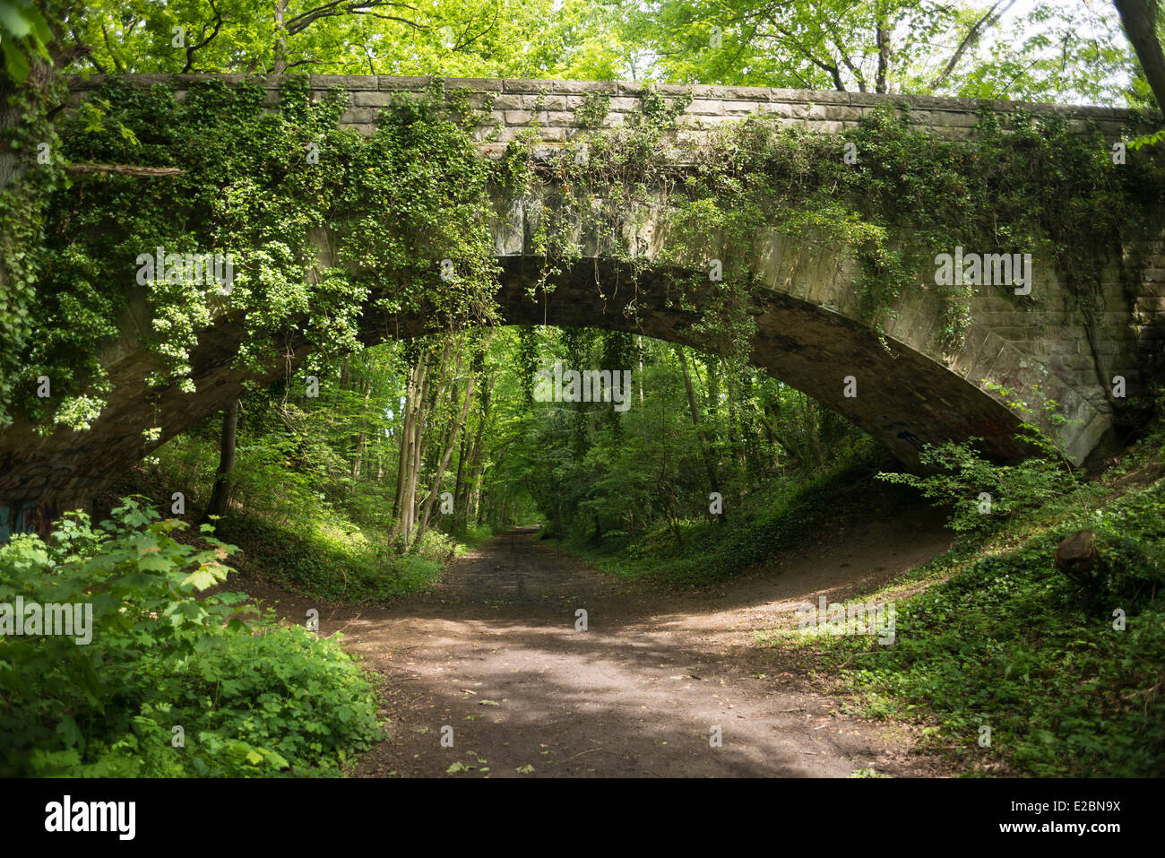 the "Parc naturel régional de la Haute Vallée de Chevreuse" it's one of ...