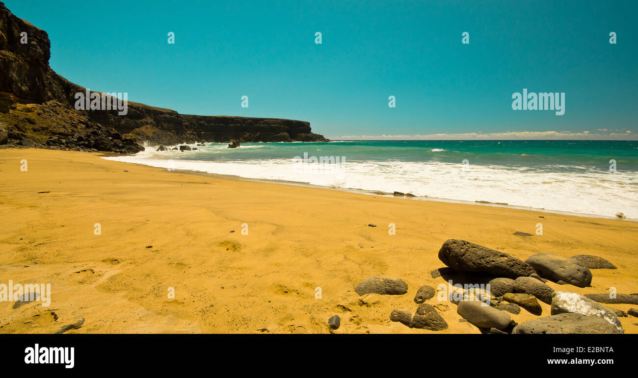 El cotillo cliffs fuerteventura canary hi-res stock photography and ...