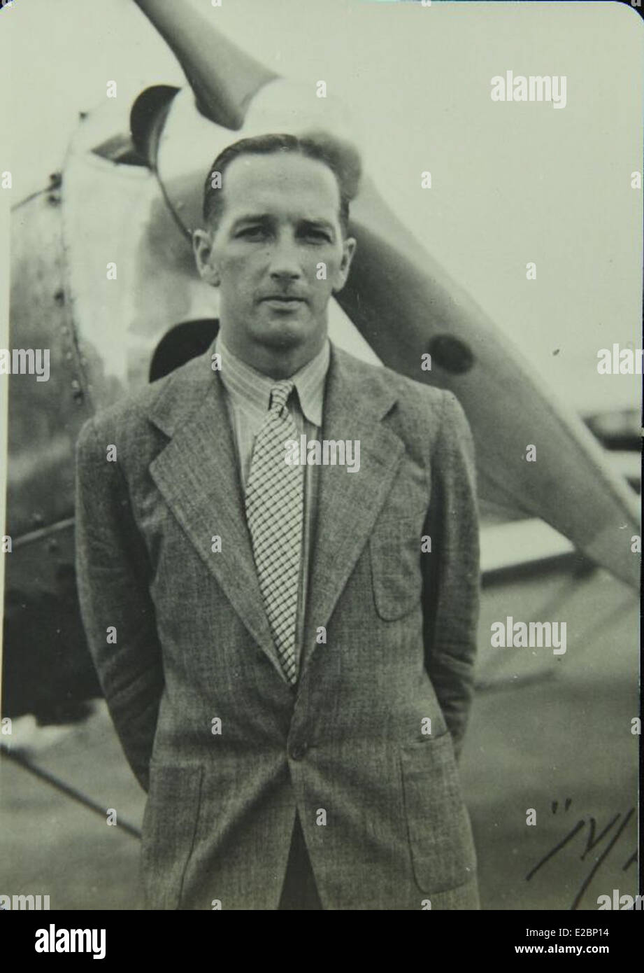 Malcolm Stewart was an influential figure in aviation, contributing to ...