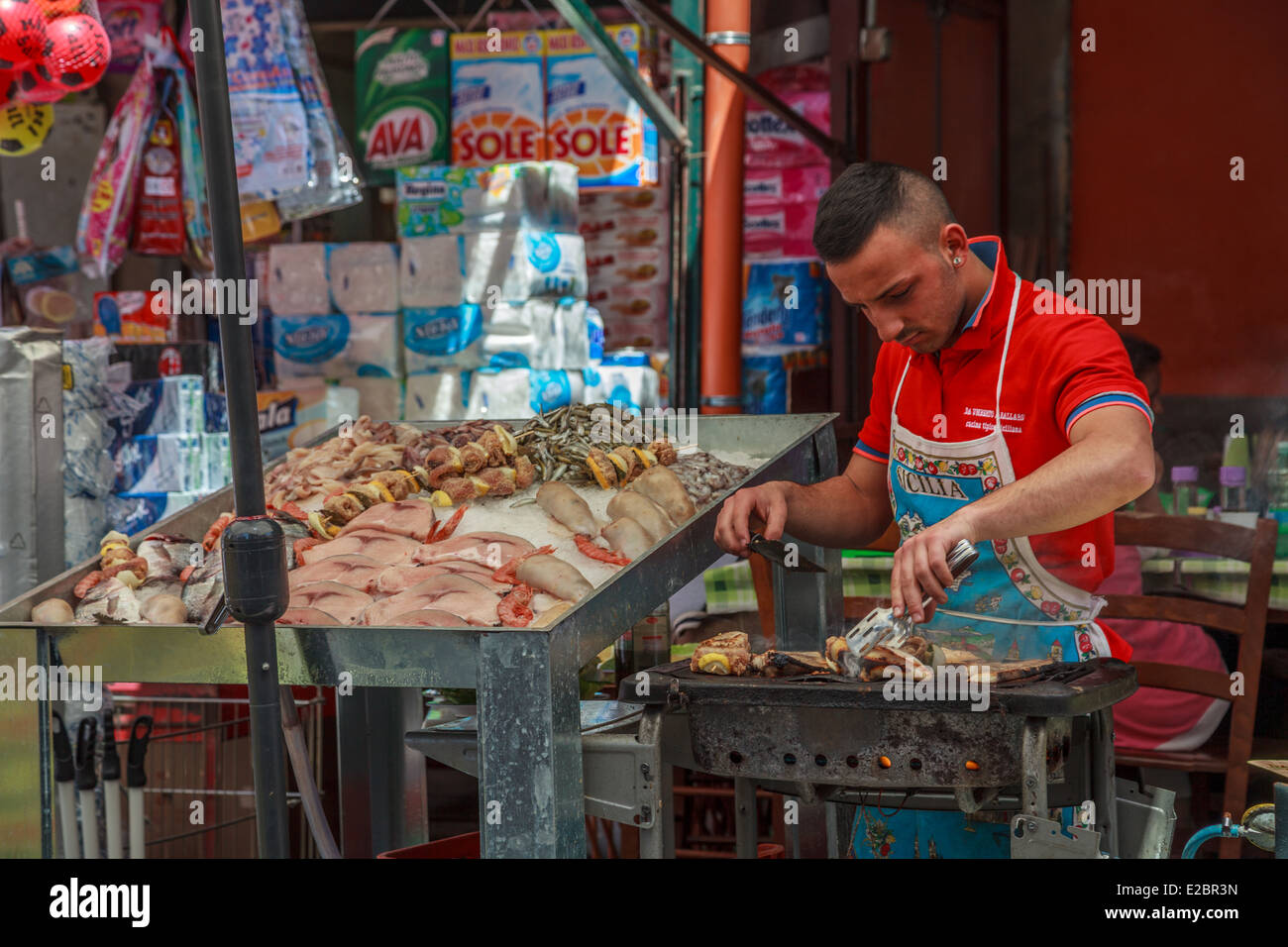 Ballarò, sicilian fast food Stock Photo - Alamy