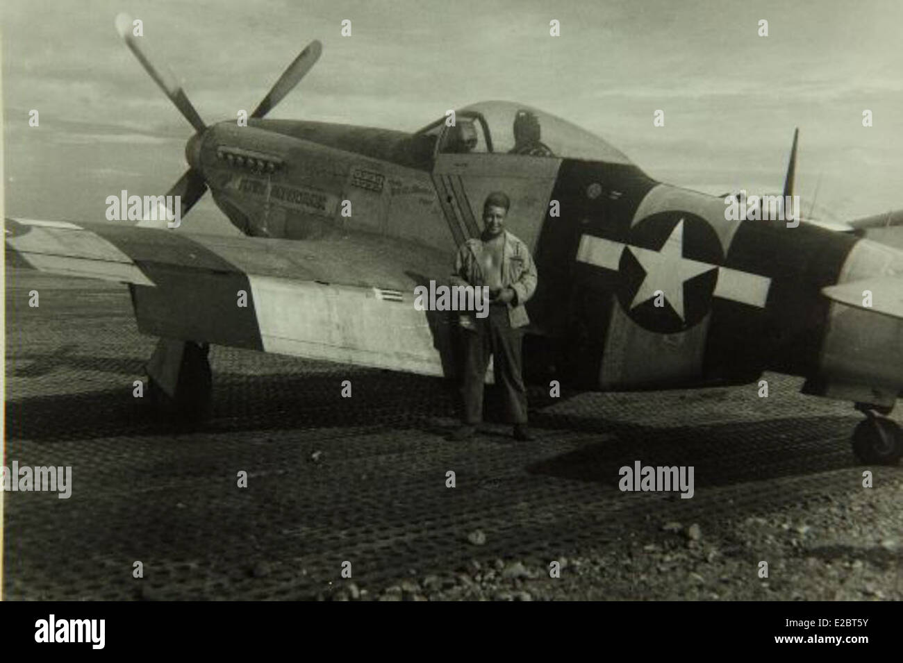 William shomo hi-res stock photography and images - Alamy