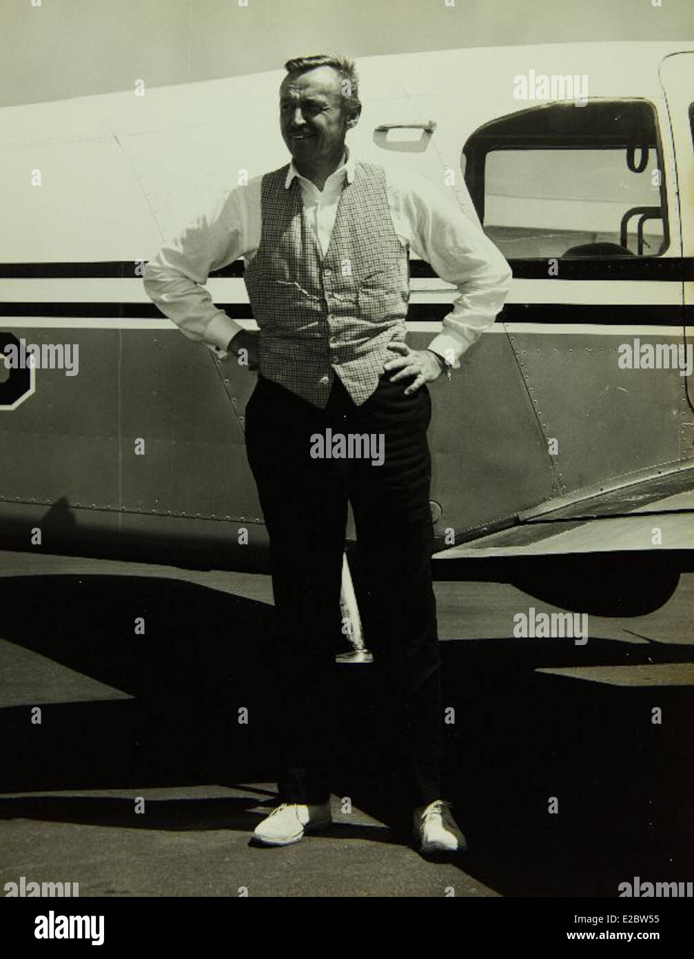 Frank tallman hi-res stock photography and images - Alamy