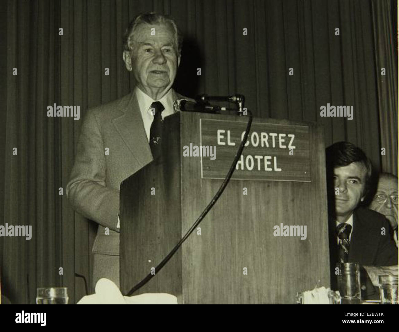 Lowell thomas hi-res stock photography and images - Alamy