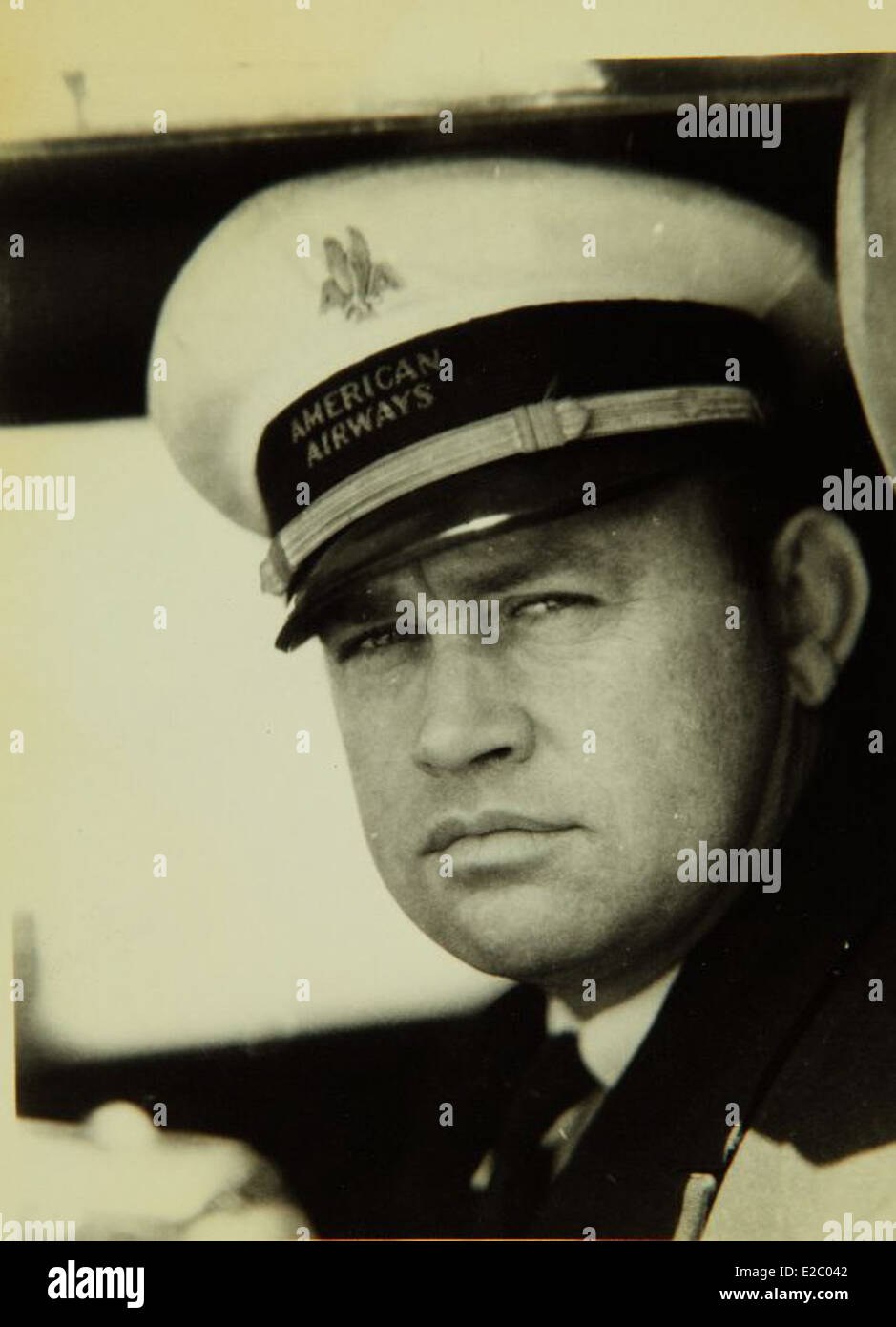Lee Wallace was a key figure in early aviation history, and his ...